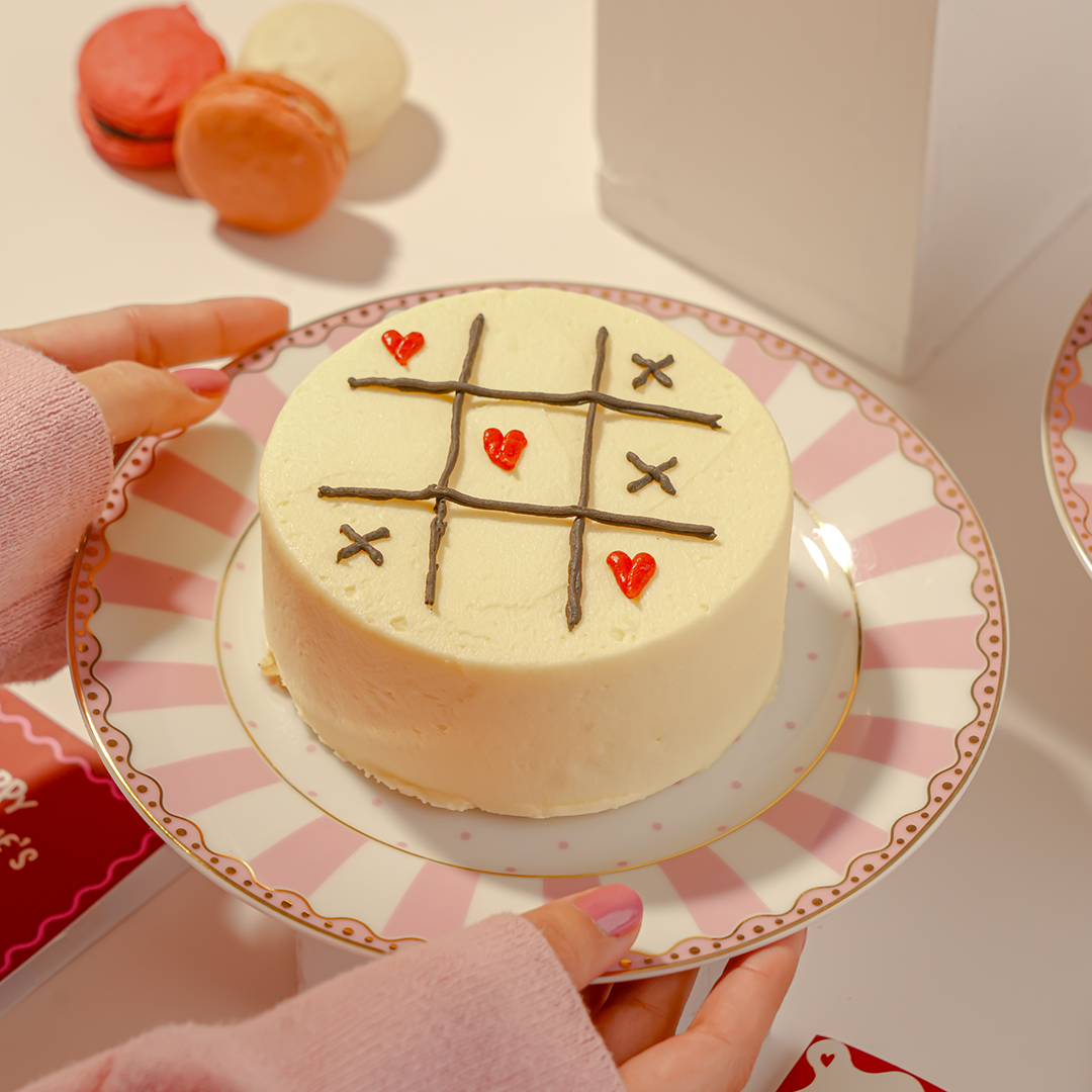 Tic Tac Toe Bento Cake - KHI & ISL ONLY – Lals - Chocolate and Gifting ...